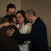 Julie Roussel - Comédienne, Autrice - Showbizz.net