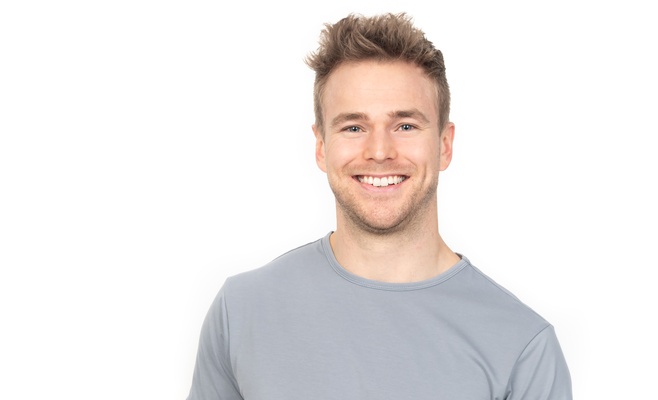 Hugo Barrette - Personnalité - Showbizz.net