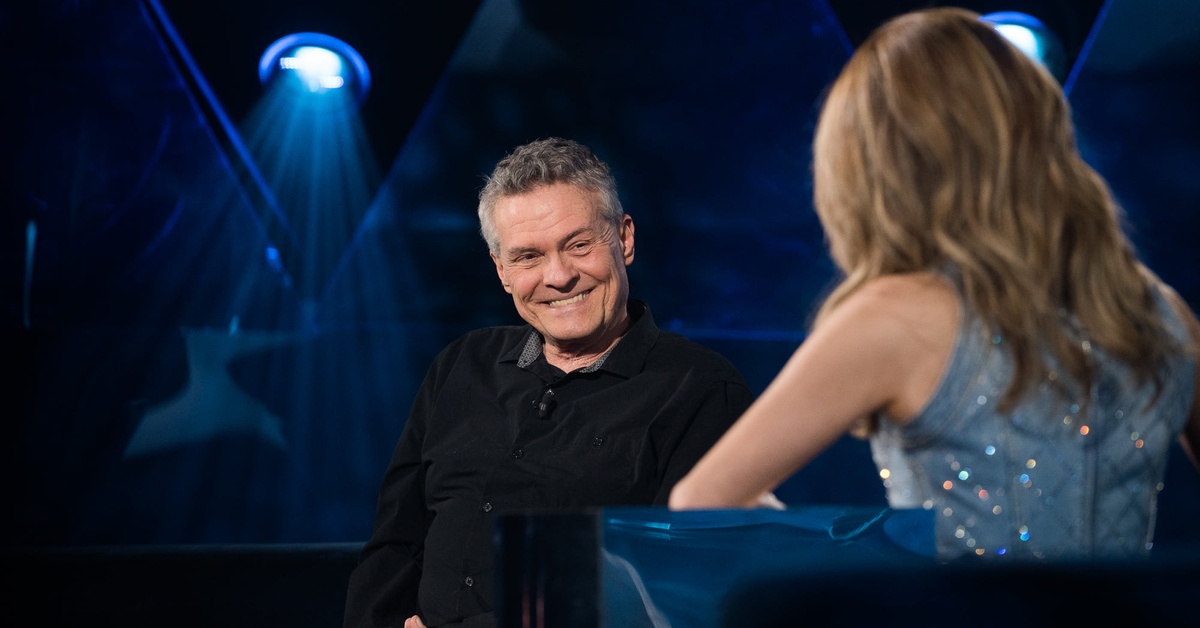 Le fils et le petit-fils de Paul Houde le surprennent sur le plateau de ...