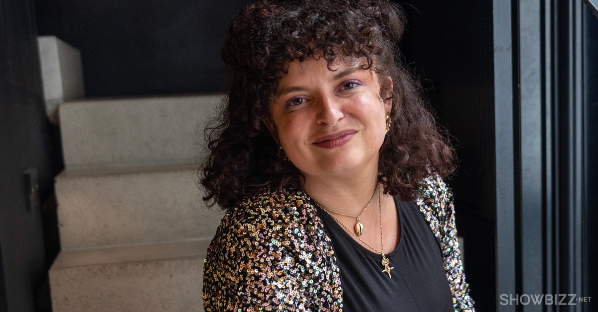 Mara Joly - Comédienne, Autrice, Réalisatrice - Showbizz.net