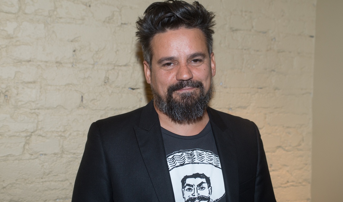 Robin Aubert rend hommage à sa soeur dans un texte poignant - Showbizz.net