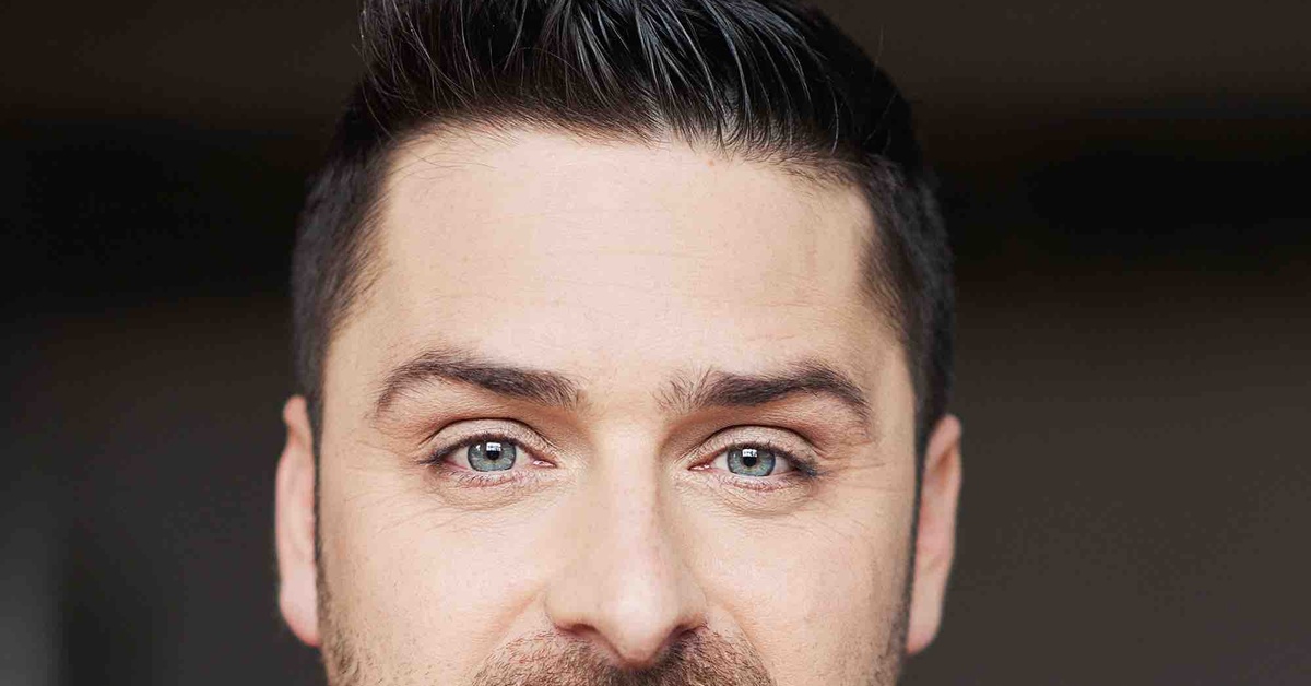 Nicolas Pinson - Comédien - Showbizz.net