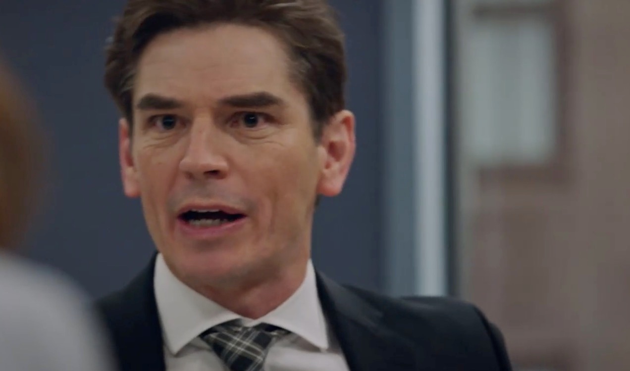 Léo se fâche dans la dernière semaine de la saison d' «Indéfendable