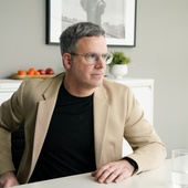 Eric Bernier - Comédien, Auteur - Showbizz.net