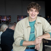 Alex Godbout - Comédien - Showbizz.net