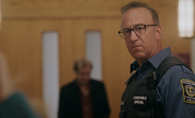 Indéfendable (2022-auj.) - Série (Série annuelle, Quotidienne)